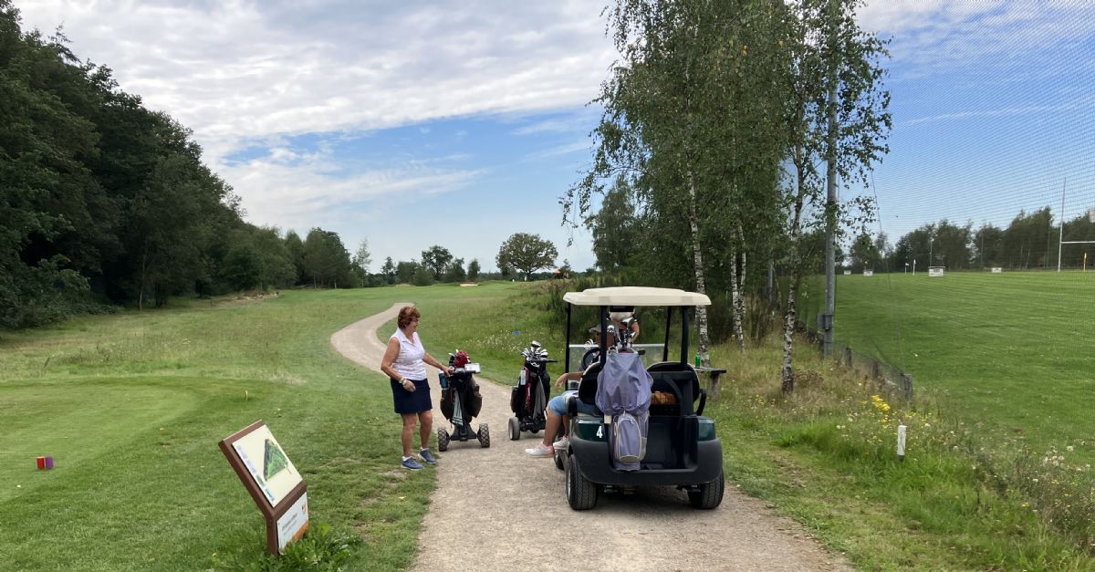 Buggypaden op golfbanen aanleggen en renoveren met halfverharding
